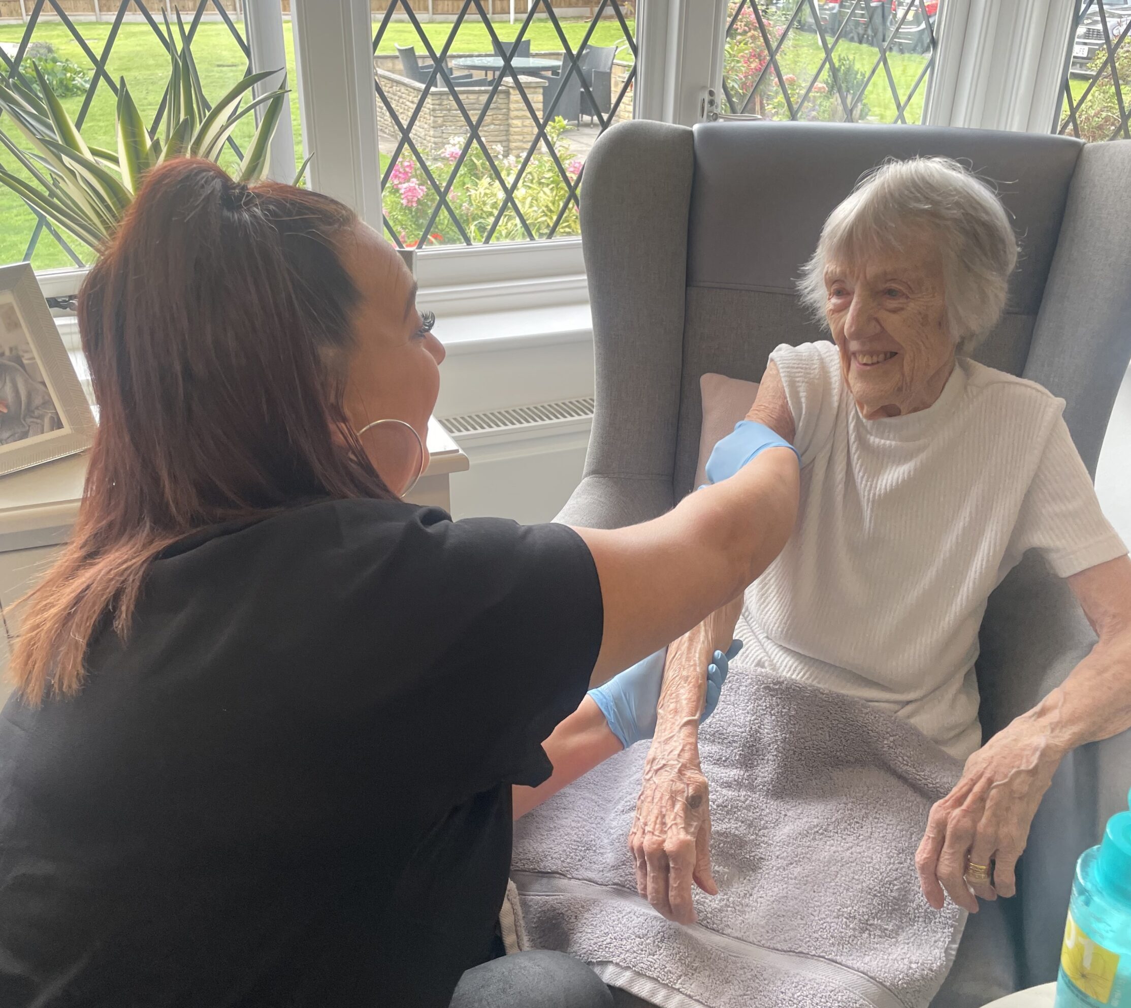 Luton Care Home opens weekly community beauty salon - Friends of the ...